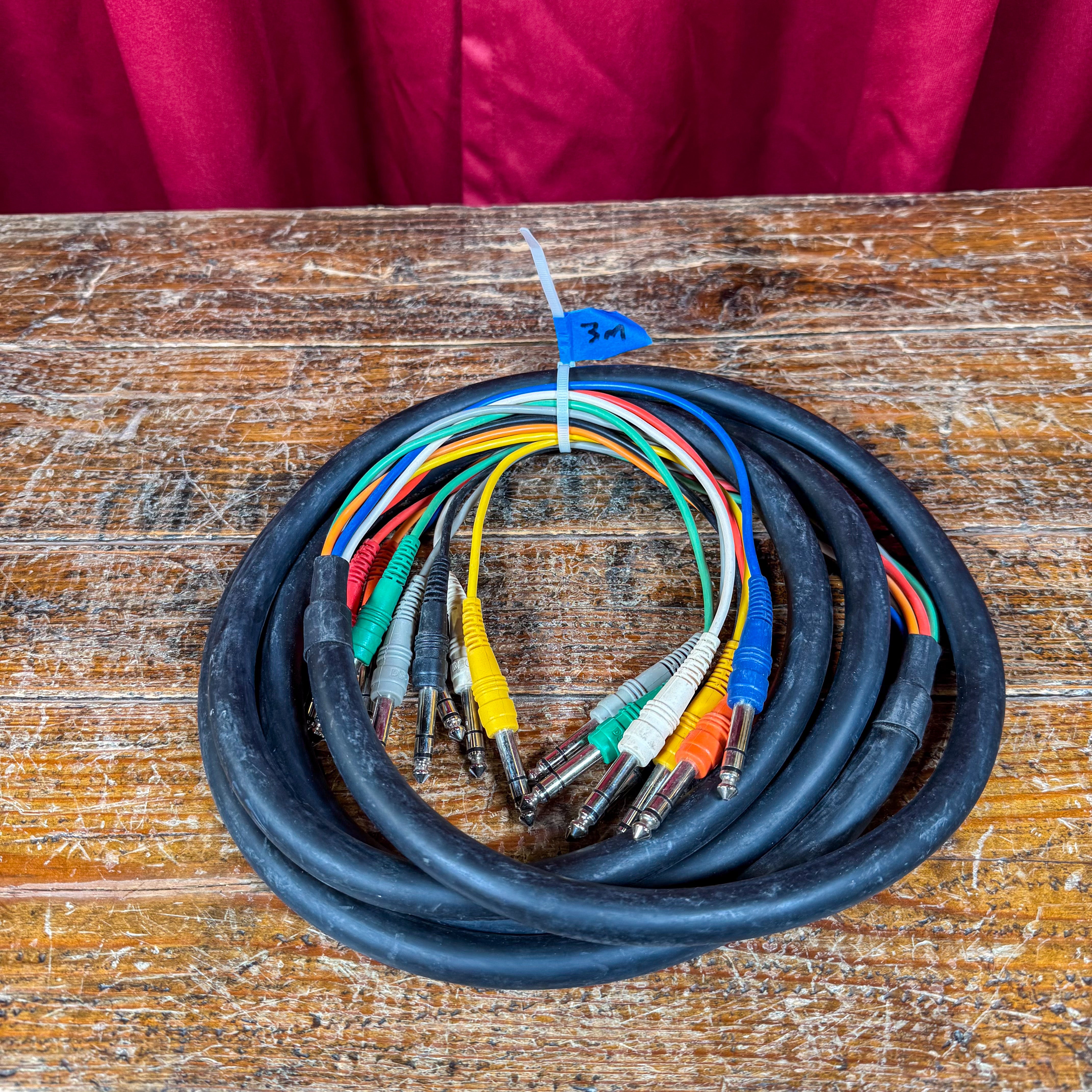 Hosa CSS-803 1/4" TRS to 1/4" TRS Cable Snake 3m – Drugan's Drums & Guitars