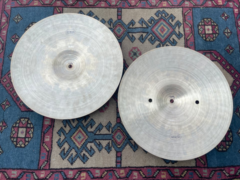 14" UFIP Class Series Hi-Hat Cymbal Pair 1102g/1304g – Drugan's Drums & Guitars
