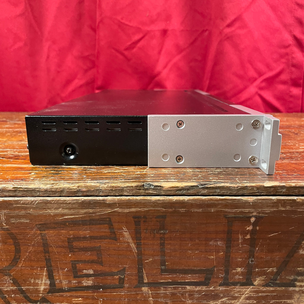 Peterson VS-R StroboRack Rack Mounted Strobe Tuner – Drugan's Drums ...