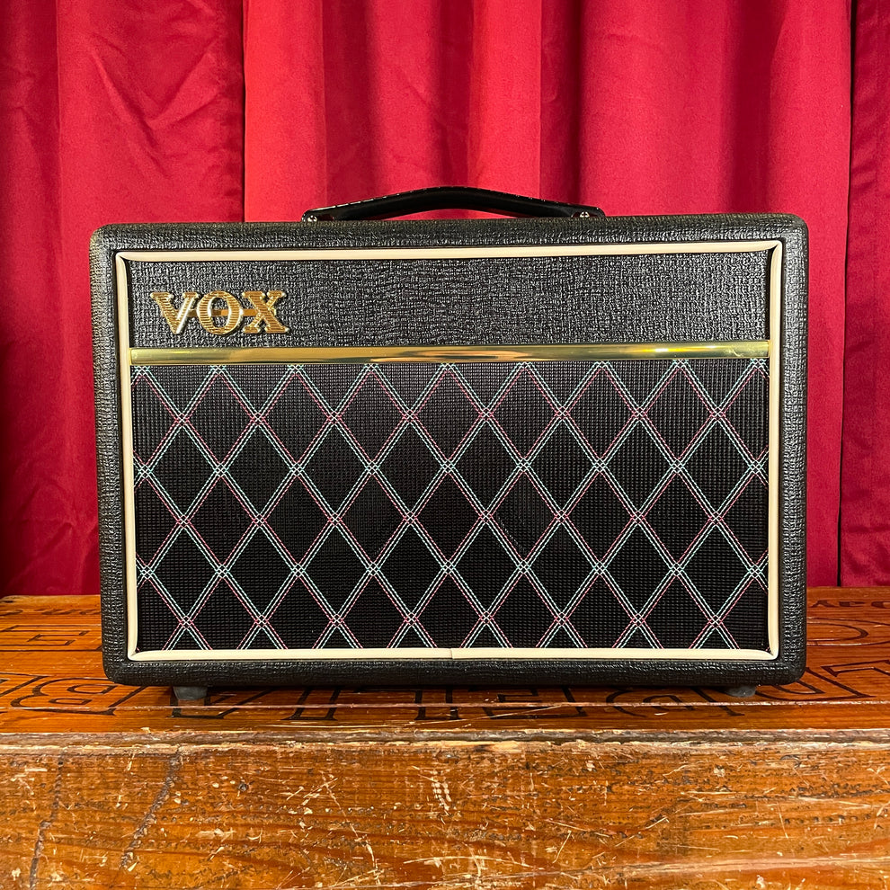 Vox PB10 Pathfinder 10W Bass Combo Amplifier – Drugan's Drums & Guitars