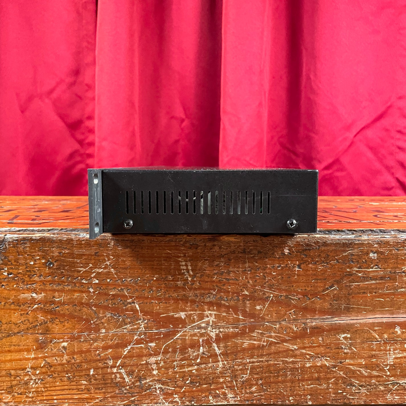 dbx 215 Dual Channel 15-Band Graphic Equalizer – Drugan's Drums & Guitars