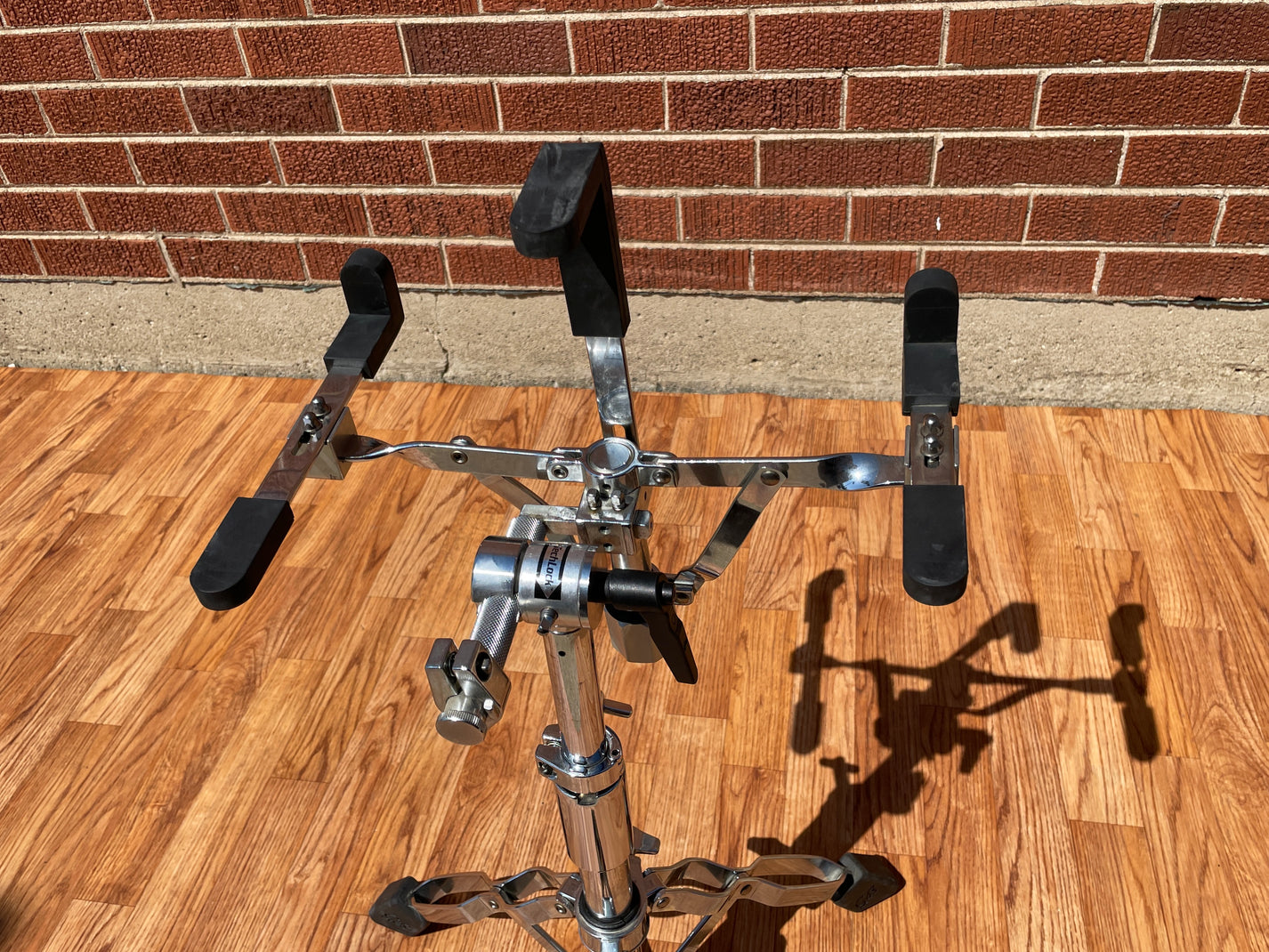 Gon Bops 3 Series Low Bongo Stand – Drugan's Drums & Guitars