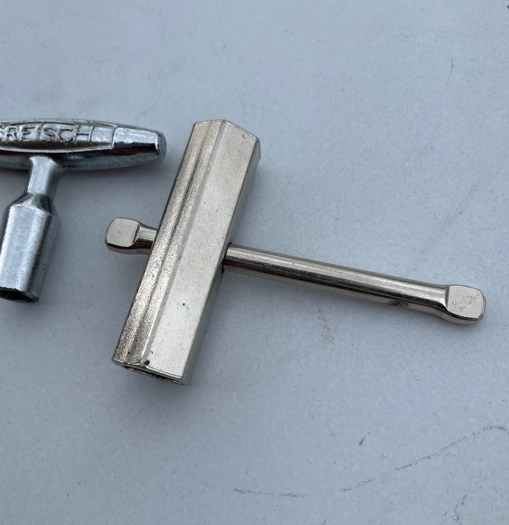 Vintage 1960s Gretsch Drum Tuning Key & Rail Consolette Hex Wrench Key ...